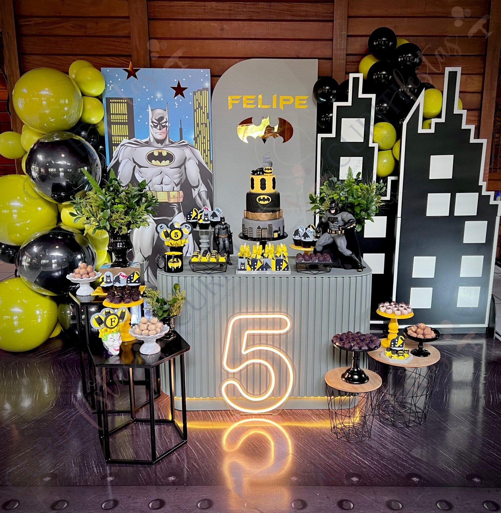 Decoração de Festa Tema Batman para Locação - Curitifestas